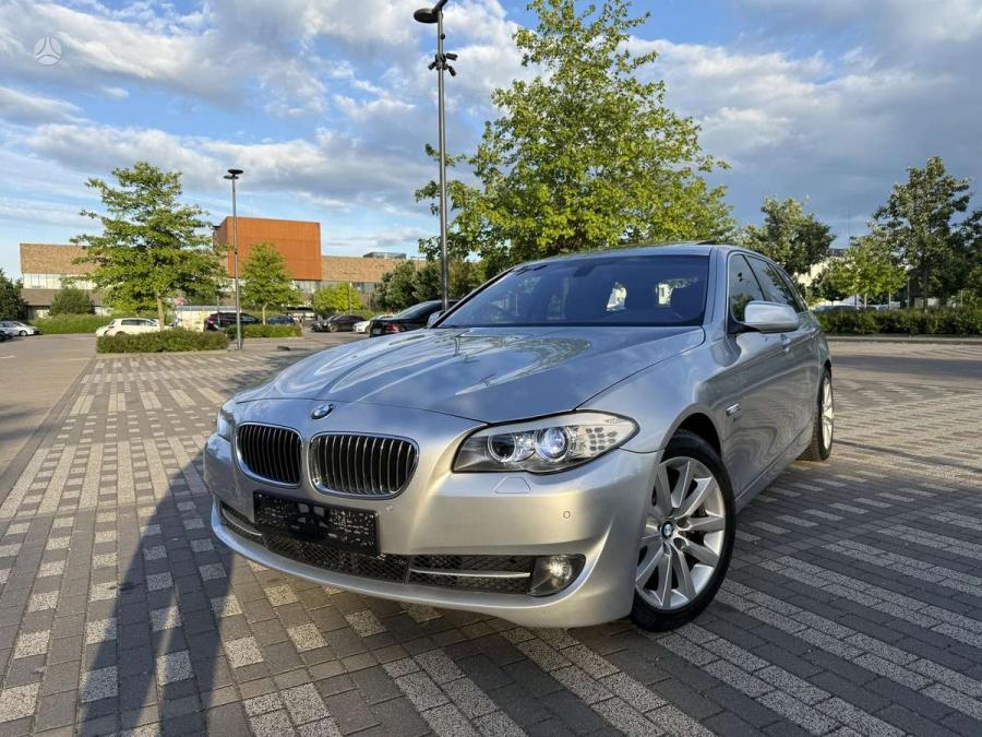 Pelēks BMW 525 2012 Viļņa, ar dzinēja tilpumu 2.00 L un nobraukumu 320 tūkst. km par 6950 €, foto 22 vietnē AUTOMOTO.COM.LV