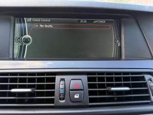 Pelēks BMW 525 2012 Viļņa, ar dzinēja tilpumu 2.00 L un nobraukumu 320 tūkst. km par 6950 €, foto 28 vietnē AUTOMOTO.COM.LV