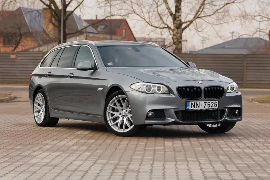 Pelēks BMW 525 2012 Jelgava, ar dzinēja tilpumu 2.00 L un nobraukumu 260 tūkst. km par 9900 €, foto 3 vietnē AUTOMOTO.COM.LV