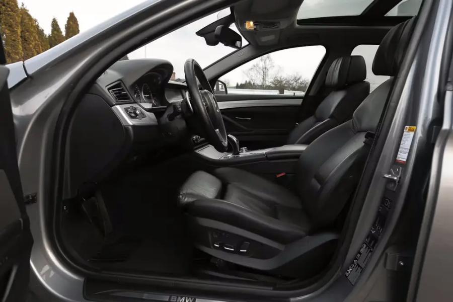 Pelēks BMW 525 2012 Jelgava, ar dzinēja tilpumu 2.00 L un nobraukumu 260 tūkst. km par 9900 €, foto 19 vietnē AUTOMOTO.COM.LV