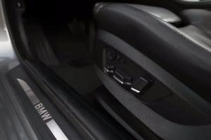 Pelēks BMW 525 2012 Jelgava, ar dzinēja tilpumu 2.00 L un nobraukumu 260 tūkst. km par 9900 €, foto 21 vietnē AUTOMOTO.COM.LV