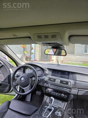 Grey BMW 525 2012 in Riga, with an engine capacity of 2.00 L and mileage of 376 thousand km for 7200 €, photo 10 on AUTOMOTO.COM.LV