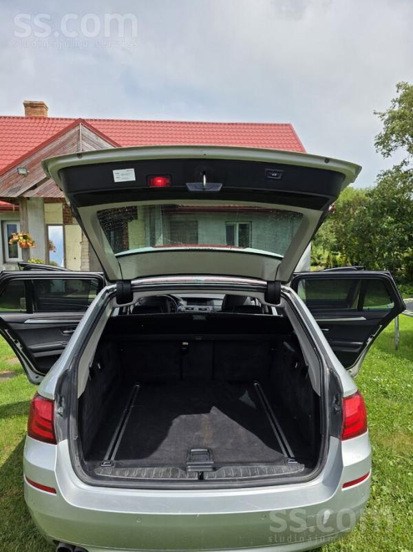 Pelēks BMW 525 2012 Rīga, ar dzinēja tilpumu 2.00 L un nobraukumu 376 tūkst. km par 7200 €, foto 10 vietnē AUTOMOTO.COM.LV