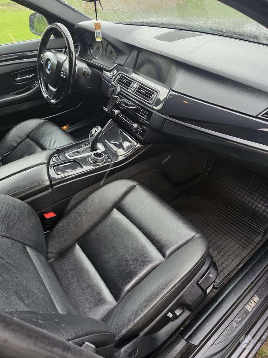 Grey BMW 525 2012 in Silute, with an engine capacity of 2.00 L and mileage of 355 thousand km for 6000 €, photo 10 on AUTOMOTO.COM.LV