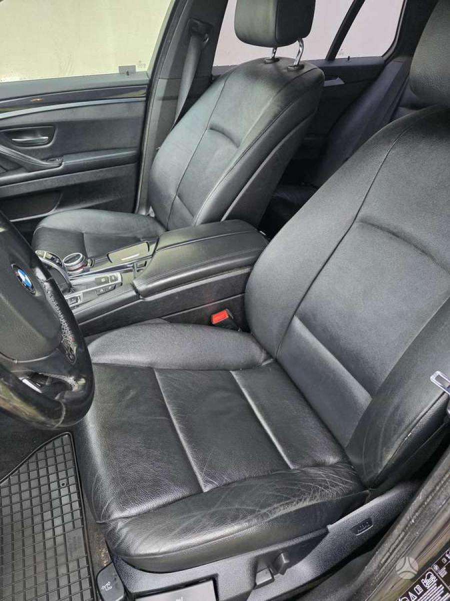 Grey BMW 525 2012 in Silute, with an engine capacity of 2.00 L and mileage of 355 thousand km for 6000 €, photo 11 on AUTOMOTO.COM.LV