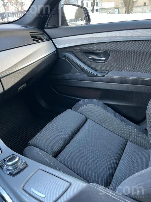 Grey BMW 525 2012 in Liepaja, with an engine capacity of 2.00 L and mileage of 364 thousand km for 11550 €, photo 10 on AUTOMOTO.COM.LV