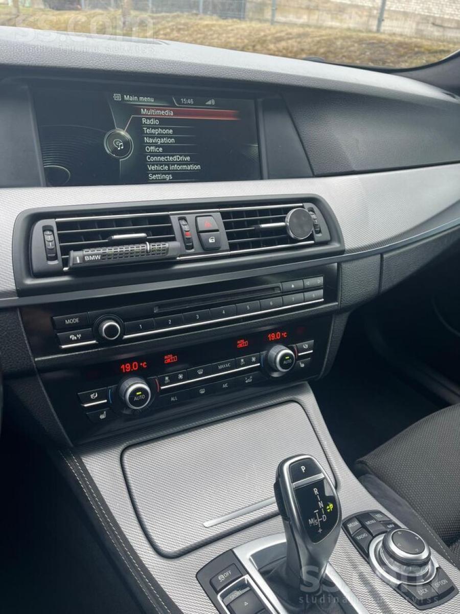 Pelēks BMW 525 2012 Liepāja, ar dzinēja tilpumu 2.00 L un nobraukumu 364 tūkst. km par 11550 €, foto 15 vietnē AUTOMOTO.COM.LV