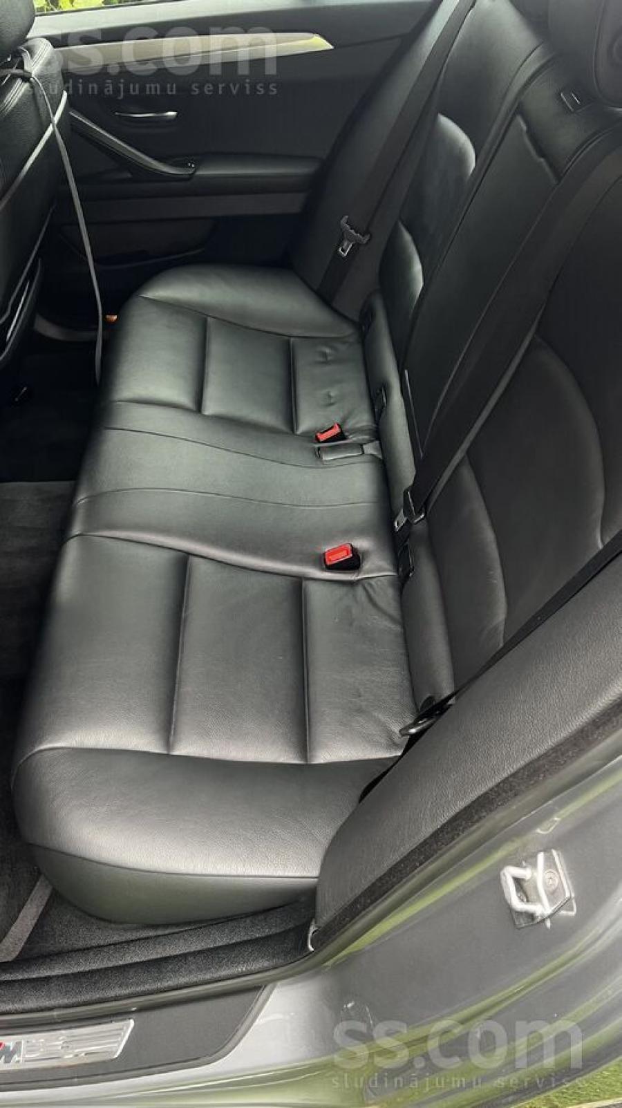 Pelēks BMW 525 2012 Ogre, ar dzinēja tilpumu 2.00 L un nobraukumu 294 tūkst. km par 9700 €, foto 9 vietnē AUTOMOTO.COM.LV