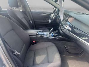 Grey BMW 525 2012 in Kaunas, with an engine capacity of 0.00 L and mileage of 304 thousand km for 8990 €, photo 16 on AUTOMOTO.COM.LV