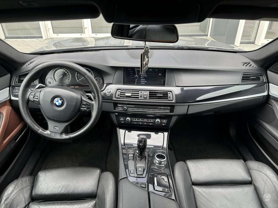 Grey BMW 525 2012 in Vilnius, with an engine capacity of 2.99 L and mileage of 437 thousand km for 5500 €, photo 14 on AUTOMOTO.COM.LV