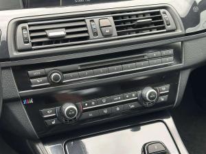 Grey BMW 525 2012 in Vilnius, with an engine capacity of 2.99 L and mileage of 437 thousand km for 5500 €, photo 15 on AUTOMOTO.COM.LV