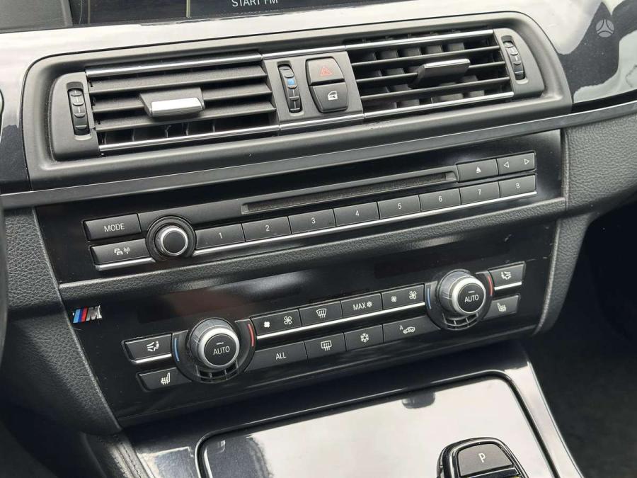 Grey BMW 525 2012 in Vilnius, with an engine capacity of 2.99 L and mileage of 437 thousand km for 5500 €, photo 15 on AUTOMOTO.COM.LV