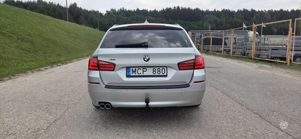 Pelēks BMW 525 2012 Viļņa, ar dzinēja tilpumu 2.00 L un nobraukumu 330 tūkst. km par 6950 €, foto 5 vietnē AUTOMOTO.COM.LV