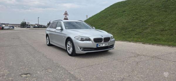 Pelēks BMW 525 2012 Viļņa, ar dzinēja tilpumu 2.00 L un nobraukumu 330 tūkst. km par 6950 €, foto 8 vietnē AUTOMOTO.COM.LV
