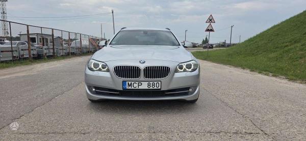 Pelēks BMW 525 2012 Viļņa, ar dzinēja tilpumu 2.00 L un nobraukumu 330 tūkst. km par 6950 €, foto 9 vietnē AUTOMOTO.COM.LV