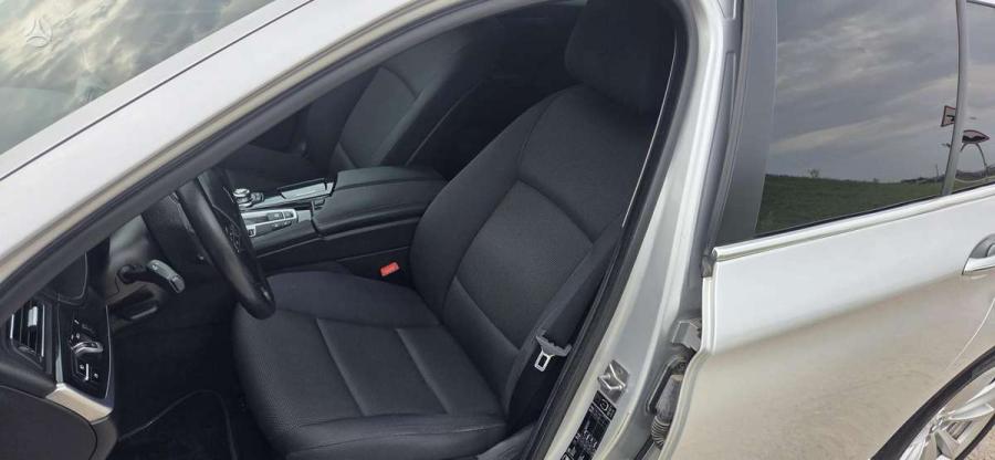 Grey BMW 525 2012 in Vilnius, with an engine capacity of 2.00 L and mileage of 330 thousand km for 6950 €, photo 13 on AUTOMOTO.COM.LV