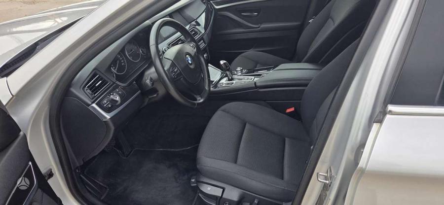 Grey BMW 525 2012 in Vilnius, with an engine capacity of 2.00 L and mileage of 330 thousand km for 6950 €, photo 14 on AUTOMOTO.COM.LV