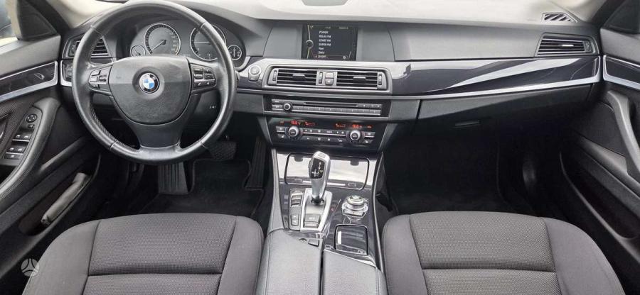 Grey BMW 525 2012 in Vilnius, with an engine capacity of 2.00 L and mileage of 330 thousand km for 6950 €, photo 16 on AUTOMOTO.COM.LV