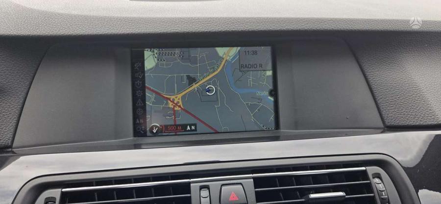 Grey BMW 525 2012 in Vilnius, with an engine capacity of 2.00 L and mileage of 330 thousand km for 6950 €, photo 18 on AUTOMOTO.COM.LV