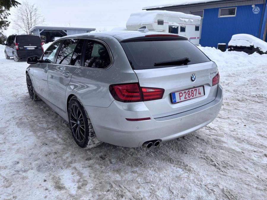 Grey BMW 525 2013 in Gargzdai, with an engine capacity of 2.00 L and mileage of 269 thousand km for 7999 €, photo 5 on AUTOMOTO.COM.LV