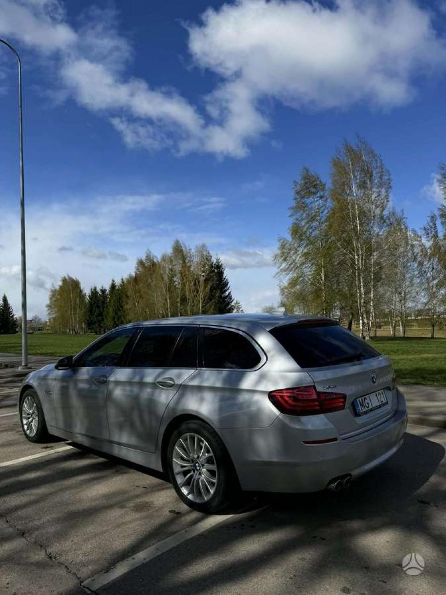 Grey BMW 525 2013 in Sirvintos, with an engine capacity of 2.00 L and mileage of 373 thousand km for 7350 €, photo 8 on AUTOMOTO.COM.LV