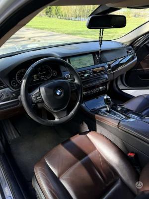Grey BMW 525 2013 in Sirvintos, with an engine capacity of 2.00 L and mileage of 373 thousand km for 7350 €, photo 12 on AUTOMOTO.COM.LV