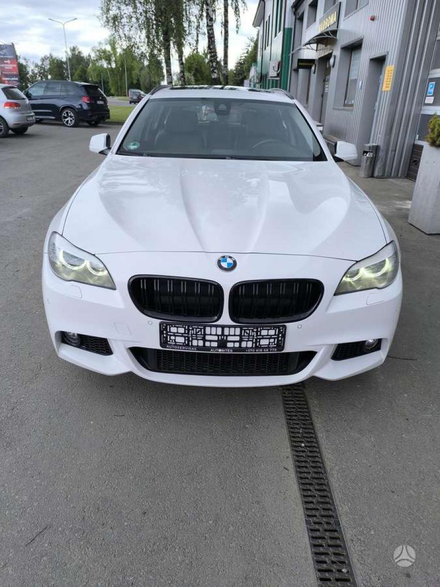 Grey BMW 525 2013 in Joniskis, with an engine capacity of 2.00 L and mileage of 230 thousand km for 11200 €, photo 9 on AUTOMOTO.COM.LV