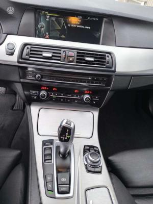 Grey BMW 525 2013 in Joniskis, with an engine capacity of 2.00 L and mileage of 230 thousand km for 11200 €, photo 16 on AUTOMOTO.COM.LV