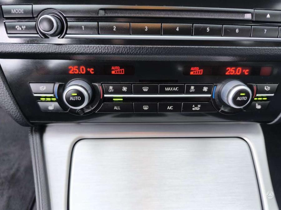 Grey BMW 525 2013 in Joniskis, with an engine capacity of 2.00 L and mileage of 230 thousand km for 11200 €, photo 20 on AUTOMOTO.COM.LV