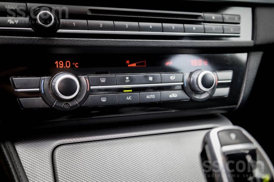 Pelēks BMW 525 2013 Rīga, ar dzinēja tilpumu 2.00 L un nobraukumu 259 tūkst. km par 9490 €, foto 20 vietnē AUTOMOTO.COM.LV