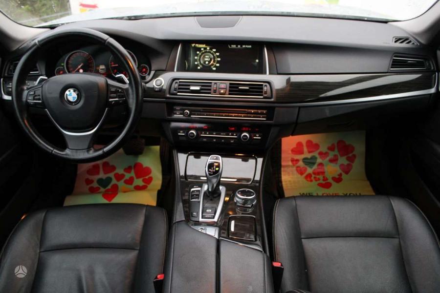 Pelēks BMW 525 2014 Viļņa, ar dzinēja tilpumu 2.00 L un nobraukumu 316 tūkst. km par 9990 €, foto 6 vietnē AUTOMOTO.COM.LV