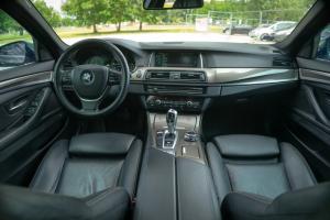 Pelēks BMW 525 2014 Rīga, ar dzinēja tilpumu 2.00 L un nobraukumu 346 tūkst. km par 10800 €, foto 9 vietnē AUTOMOTO.COM.LV