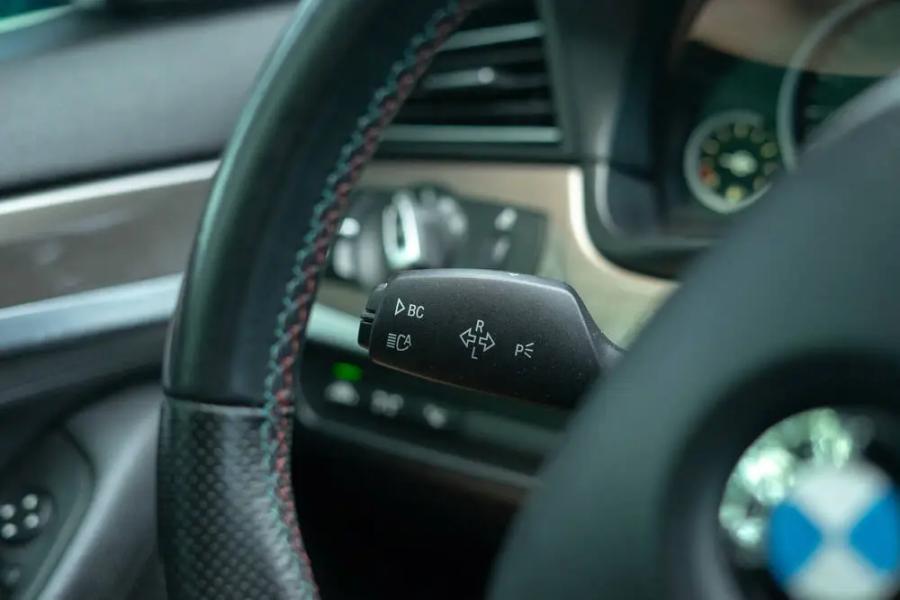 Pelēks BMW 525 2014 Liepāja, ar dzinēja tilpumu 2.00 L un nobraukumu 346 tūkst. km par 8800 €, foto 22 vietnē AUTOMOTO.COM.LV