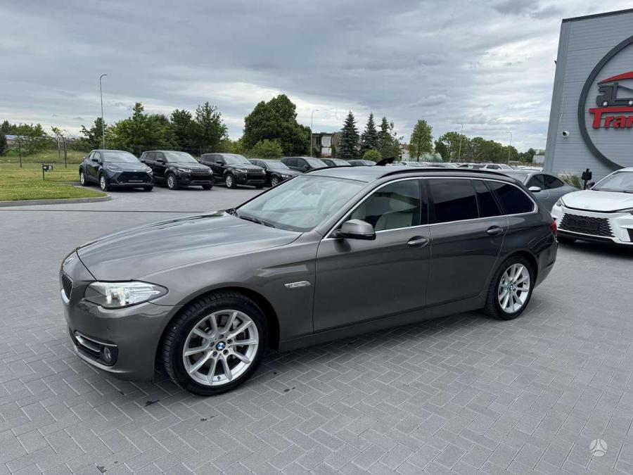 Grey BMW 525 2014 in Telschi, with an engine capacity of 2.00 L and mileage of 257 thousand km for 8800 €, photo 3 on AUTOMOTO.COM.LV