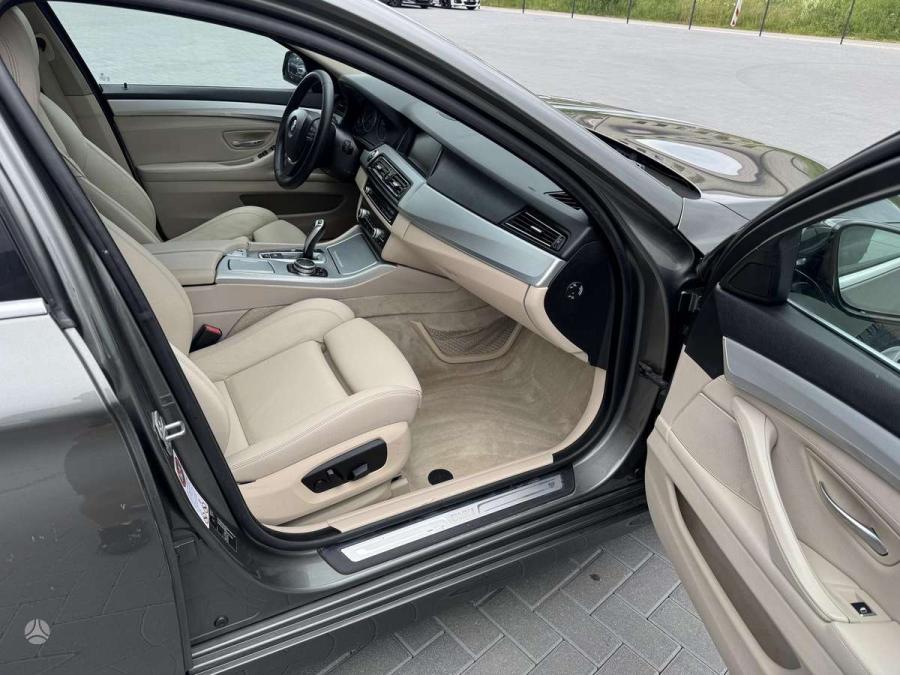 Grey BMW 525 2014 in Telschi, with an engine capacity of 2.00 L and mileage of 257 thousand km for 8800 €, photo 23 on AUTOMOTO.COM.LV