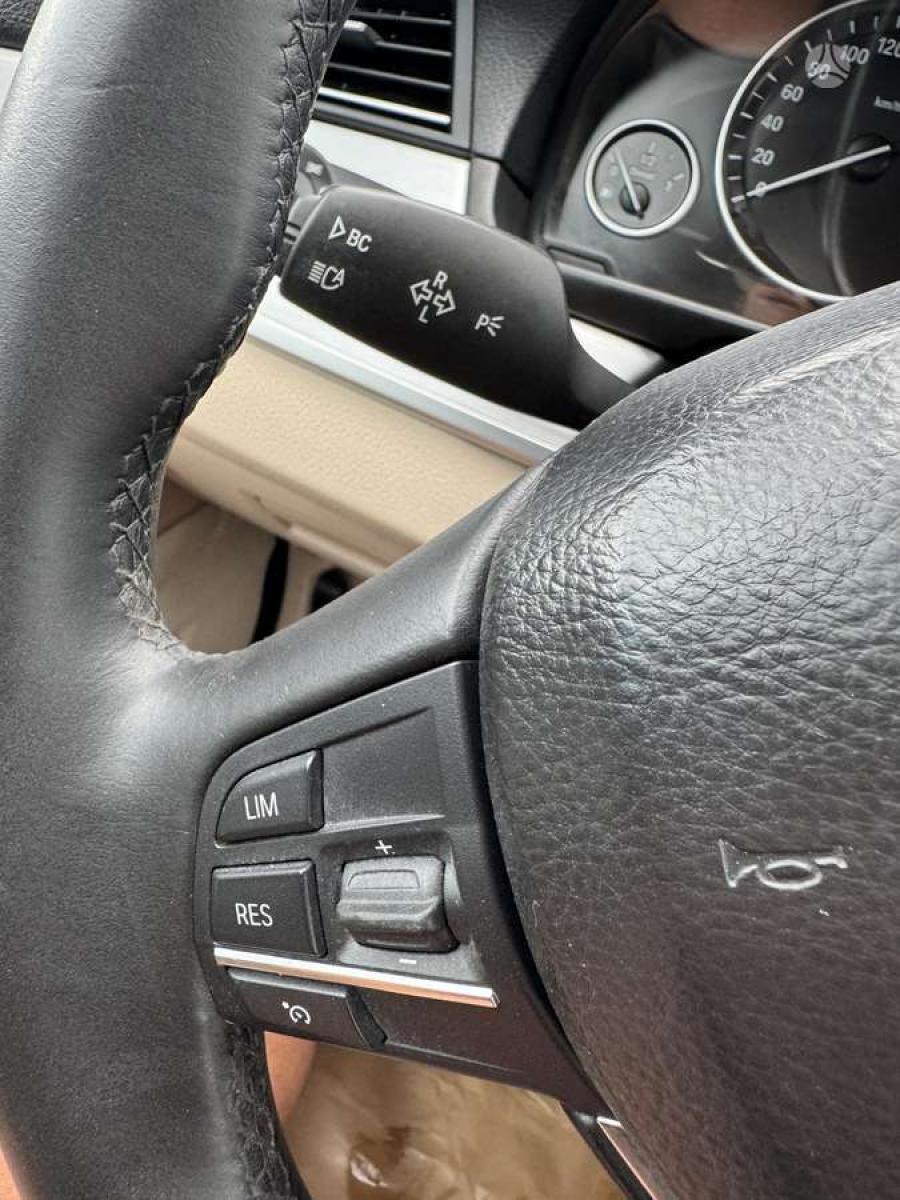 Grey BMW 525 2014 in Telschi, with an engine capacity of 2.00 L and mileage of 257 thousand km for 8800 €, photo 37 on AUTOMOTO.COM.LV