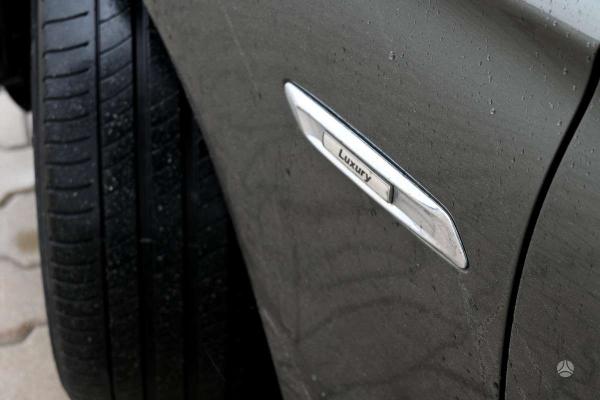 Grey BMW 525 2014 in Kretinga, with an engine capacity of 2.00 L and mileage of 308 thousand km for 11499 €, photo 4 on AUTOMOTO.COM.LV