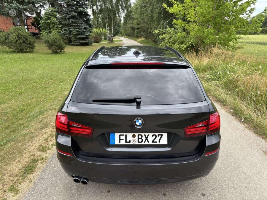 Pelēks BMW 525 2014 Panevēža, ar dzinēja tilpumu 2.00 L un nobraukumu 251 tūkst. km par 8250 €, foto 4 vietnē AUTOMOTO.COM.LV
