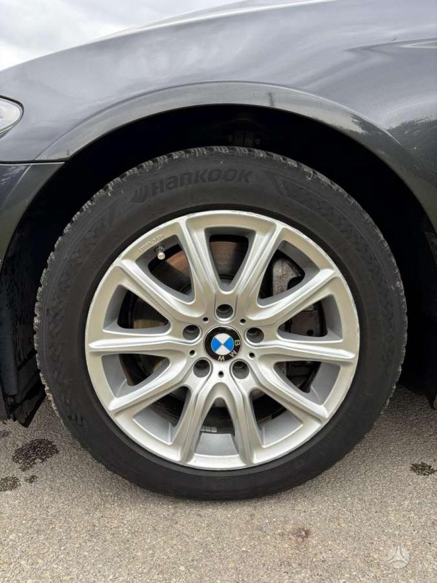 Pelēks BMW 525 2014 Panevēža, ar dzinēja tilpumu 2.00 L un nobraukumu 251 tūkst. km par 8250 €, foto 10 vietnē AUTOMOTO.COM.LV