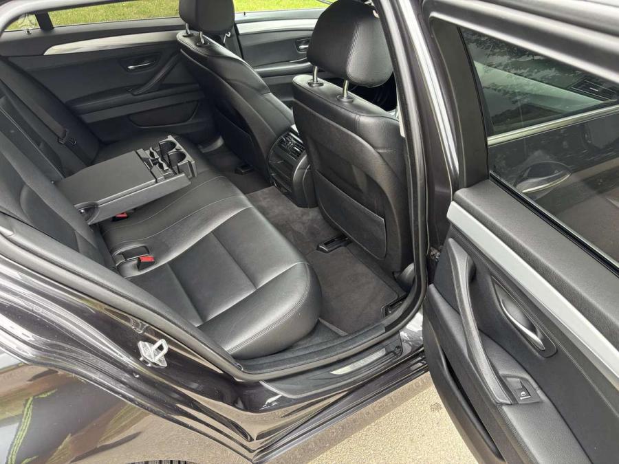 Pelēks BMW 525 2014 Panevēža, ar dzinēja tilpumu 2.00 L un nobraukumu 251 tūkst. km par 8250 €, foto 21 vietnē AUTOMOTO.COM.LV
