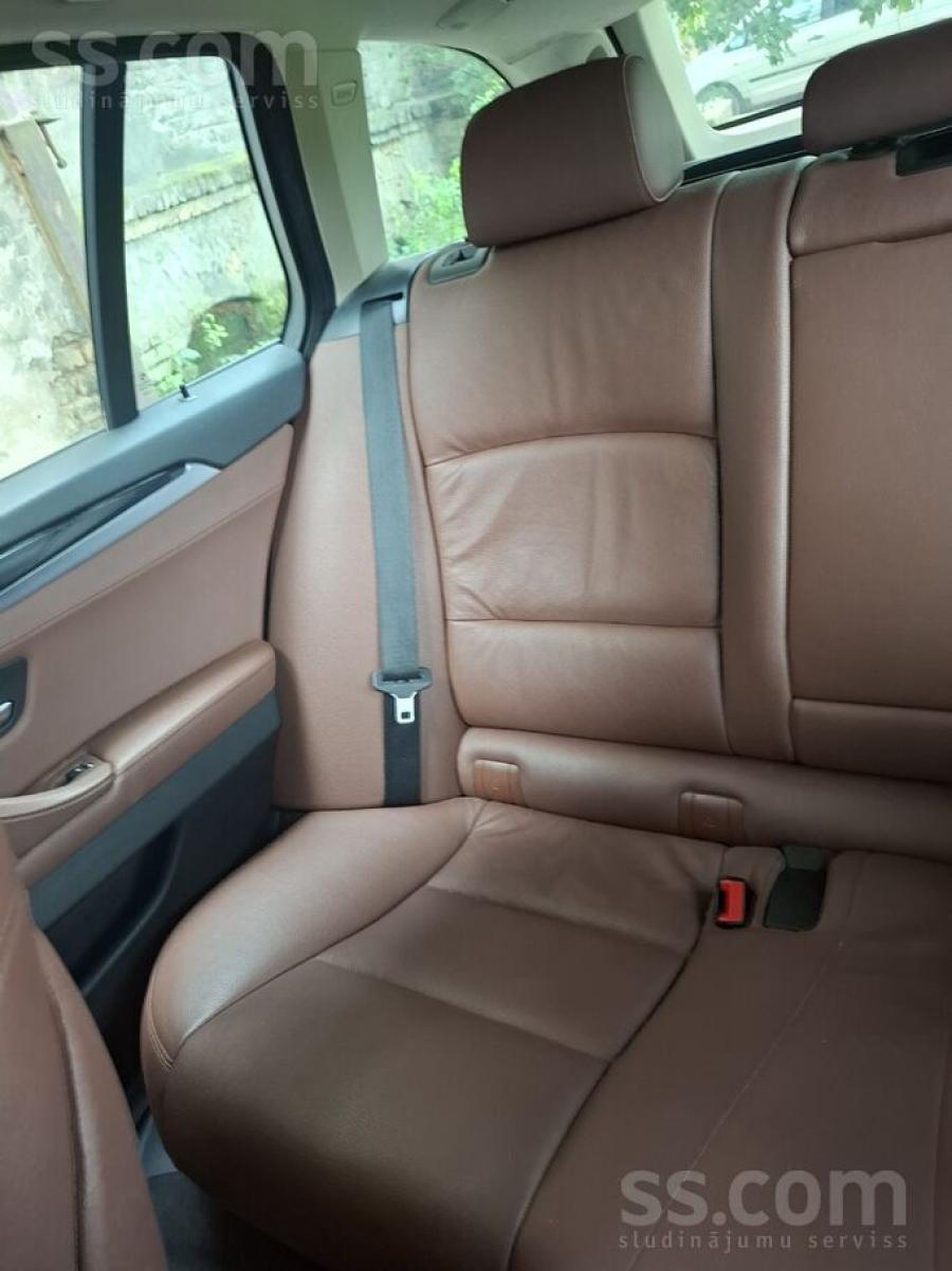 Pelēks BMW 525 2014 Rīga, ar dzinēja tilpumu 2.50 L un nobraukumu 237 tūkst. km par 13299 €, foto 4 vietnē AUTOMOTO.COM.LV