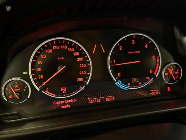 Pelēks BMW 525 2014 Marijampole, ar dzinēja tilpumu 2.00 L un nobraukumu 301 tūkst. km par 9999 €, foto 3 vietnē AUTOMOTO.COM.LV