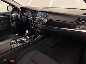 Pelēks BMW 525 2014 Marijampole, ar dzinēja tilpumu 2.00 L un nobraukumu 301 tūkst. km par 9999 €, foto 16 vietnē AUTOMOTO.COM.LV