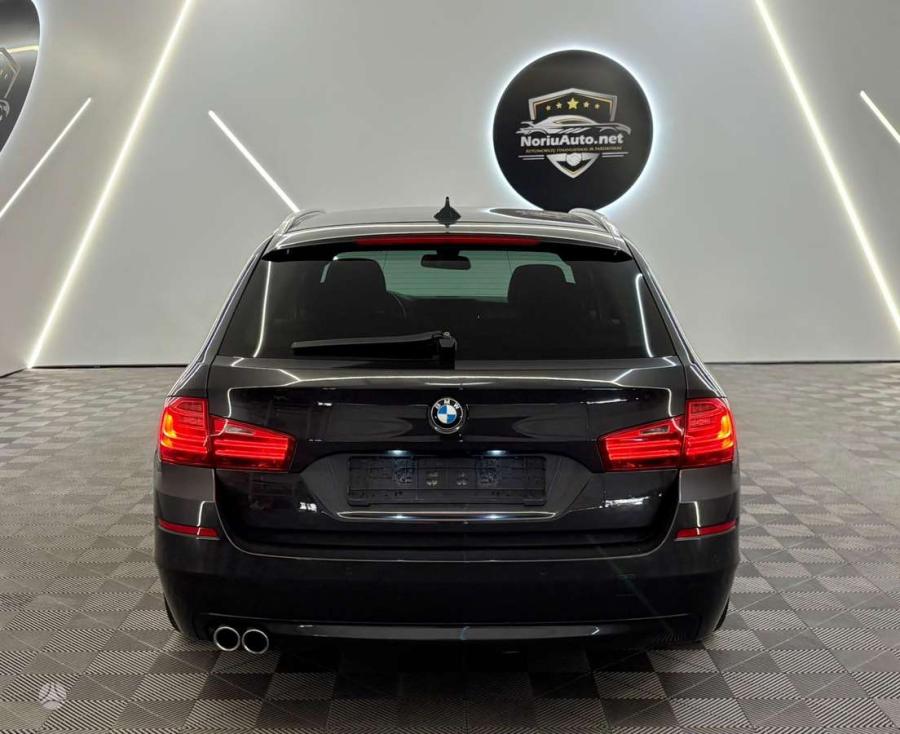 Pelēks BMW 525 2014 Marijampole, ar dzinēja tilpumu 2.00 L un nobraukumu 301 tūkst. km par 9999 €, foto 29 vietnē AUTOMOTO.COM.LV