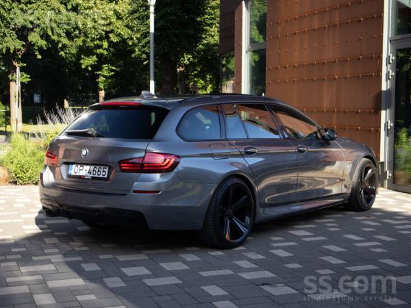 Grey BMW 525 2014 in Liepaja, with an engine capacity of 2.00 L and mileage of 255 thousand km for 13000 €, photo 4 on AUTOMOTO.COM.LV