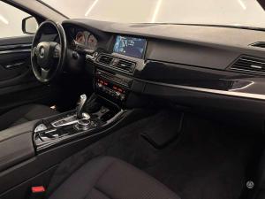 Grey BMW 525 2014 in Marijampole, with an engine capacity of 2.00 L and mileage of 301 thousand km for 8850 €, photo 16 on AUTOMOTO.COM.LV