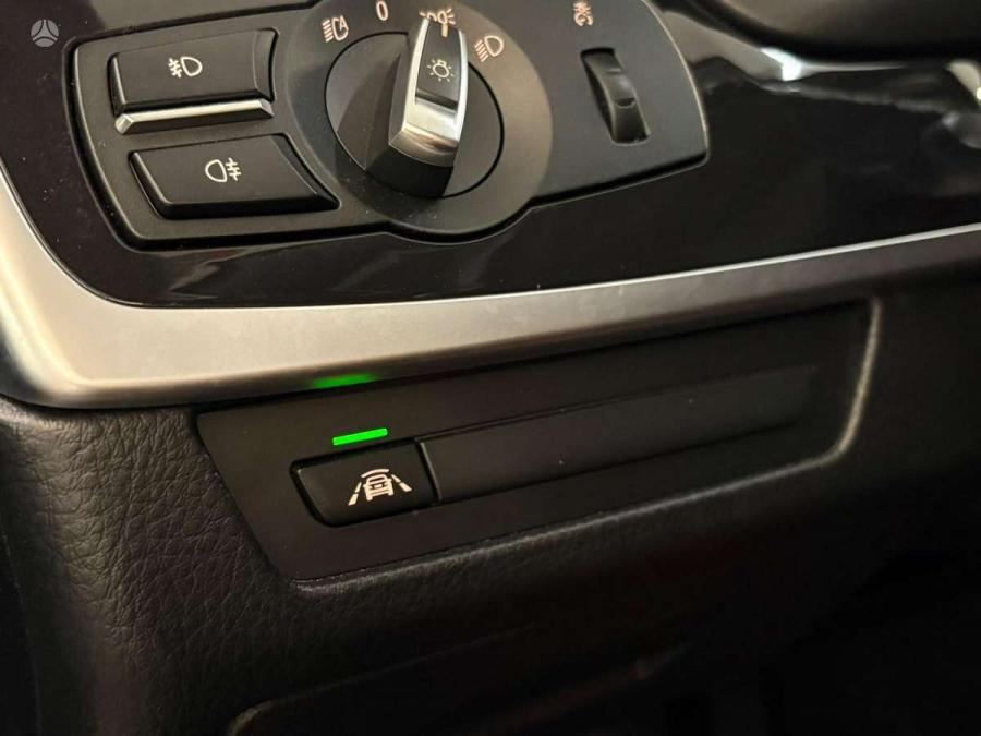 Grey BMW 525 2014 in Marijampole, with an engine capacity of 2.00 L and mileage of 301 thousand km for 8850 €, photo 24 on AUTOMOTO.COM.LV