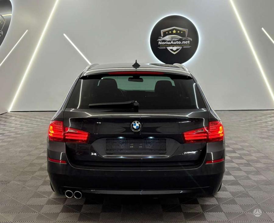 Grey BMW 525 2014 in Marijampole, with an engine capacity of 2.00 L and mileage of 301 thousand km for 8850 €, photo 31 on AUTOMOTO.COM.LV