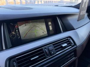 Grey BMW 525 2015 in Vilnius, with an engine capacity of 2.00 L and mileage of 229 thousand km for 10995 €, photo 38 on AUTOMOTO.COM.LV