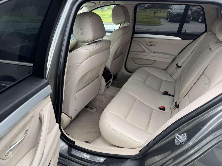 Pelēks BMW 525 2015 Telšiai, ar dzinēja tilpumu 2.00 L un nobraukumu 257 tūkst. km par 8800 €, foto 19 vietnē AUTOMOTO.COM.LV